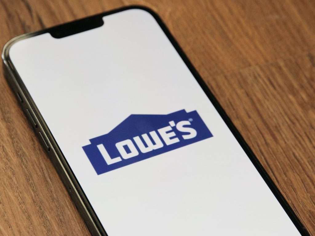 Case Study: Lowe's Adoption of AI Technology - AIX | AI Expert Network